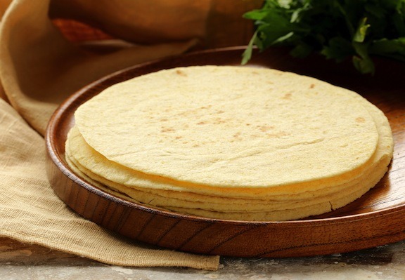 Tortillas caseras de maíz suave | VegKitchen - los cupcakes de jujo